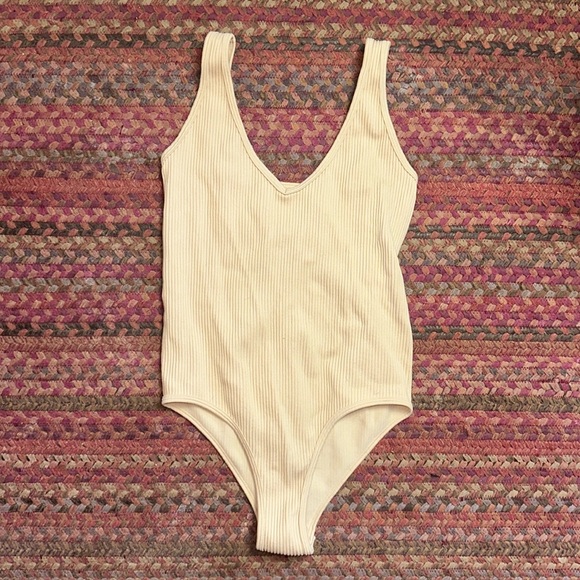 Aura | Tops | Aura Cream Nude Ribbed Seamless Tank Cheeky Bodysuit ...